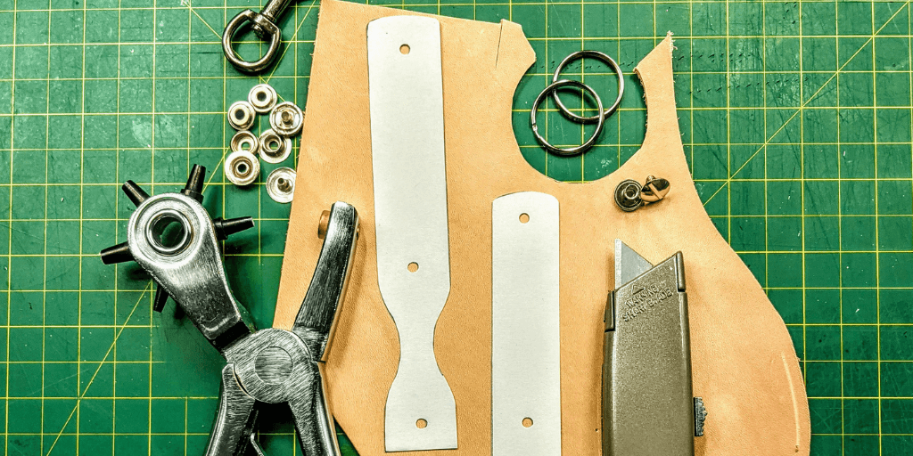 How To Make Your Own Simple Leather Key Fob (Free Template) | The ...