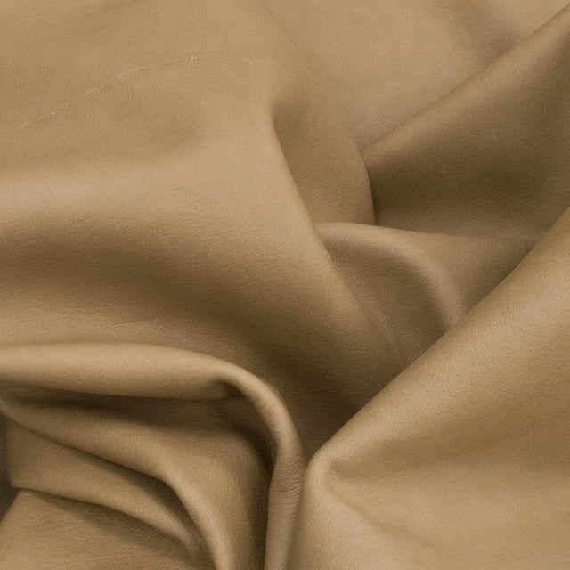 Light to Medium Brown Cow Hides for Upholstery – 2-4 oz Leather | Low ...