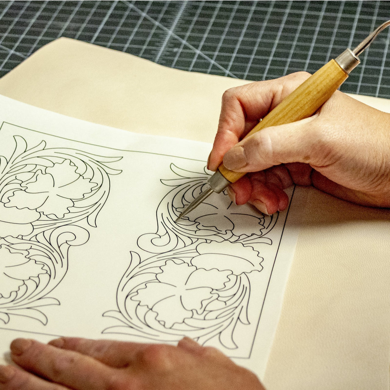 Tracing Tool & Modeling Spoon | The Leather Guy